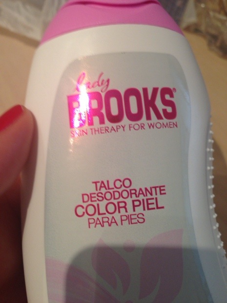 Novedades: Talco color piel y Desodorante Spray Invisible para Pies ...